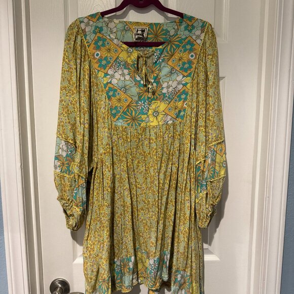 Jaase | Tops | Euc Jaase Size L Can Fit Size 3xl Puff Sleeve Empire ...